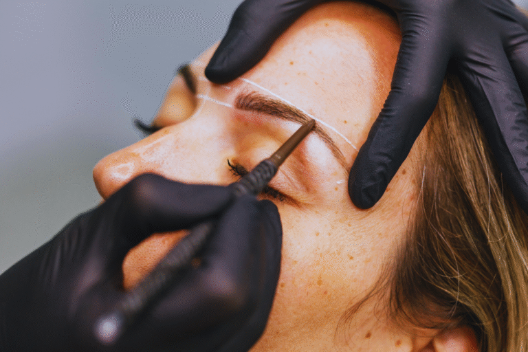 Design de sobrancelha: como escolher o formato de sobrancelha ideal para seu rosto